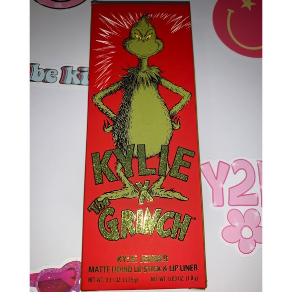 Kylie Cosmetics | Makeup | Kylie Cosmetics X The Grinch Collection Le ...